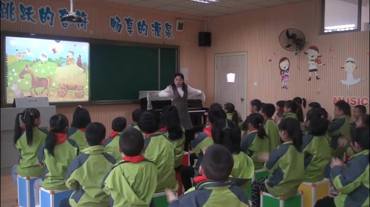 人音版小学音乐二上《母鸡叫咯咯》-尹老师全国一等奖|优质课视频|...