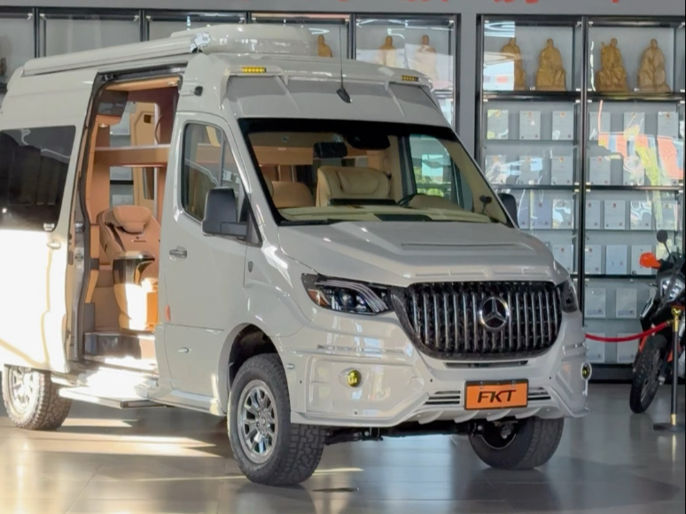 进口四驱房车奔驰斯宾特公爵