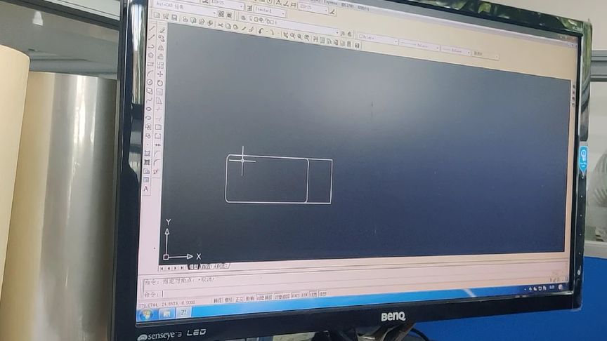 模切 简单的 套位一次 二次成型模具图