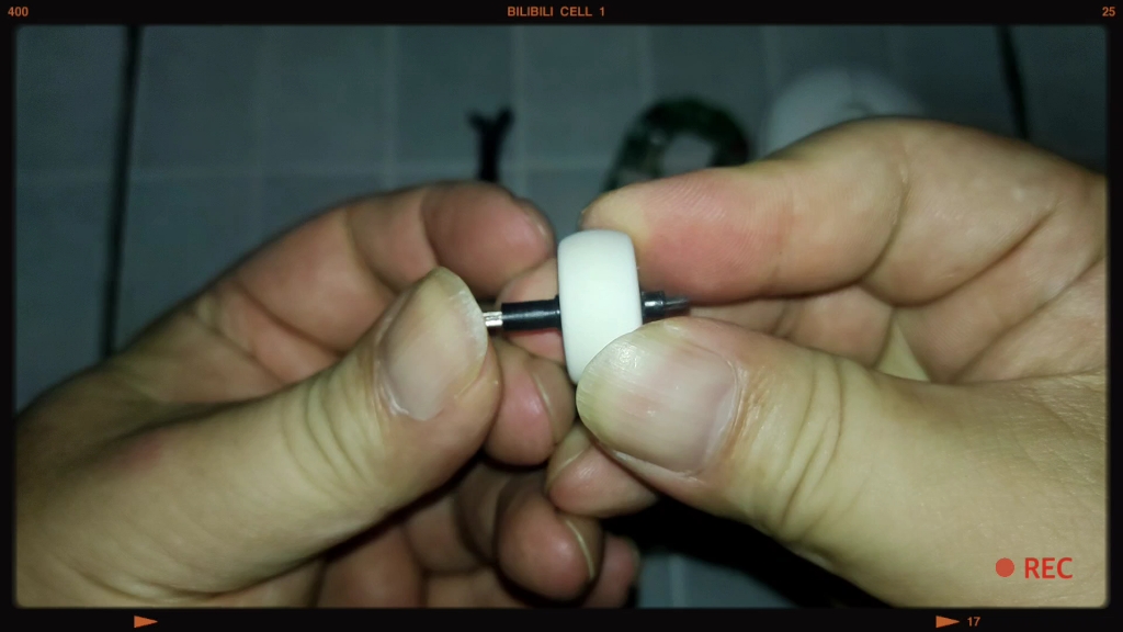 罗技鹅卵石鼠标DIY滚轮维修