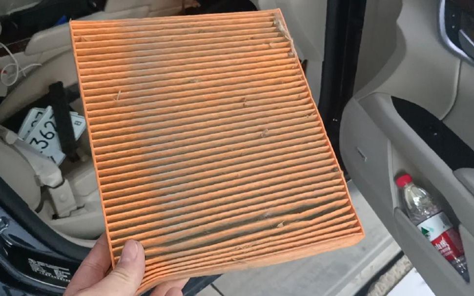 凯迪拉克XTS空调滤芯在哪里?学会可以自己更换