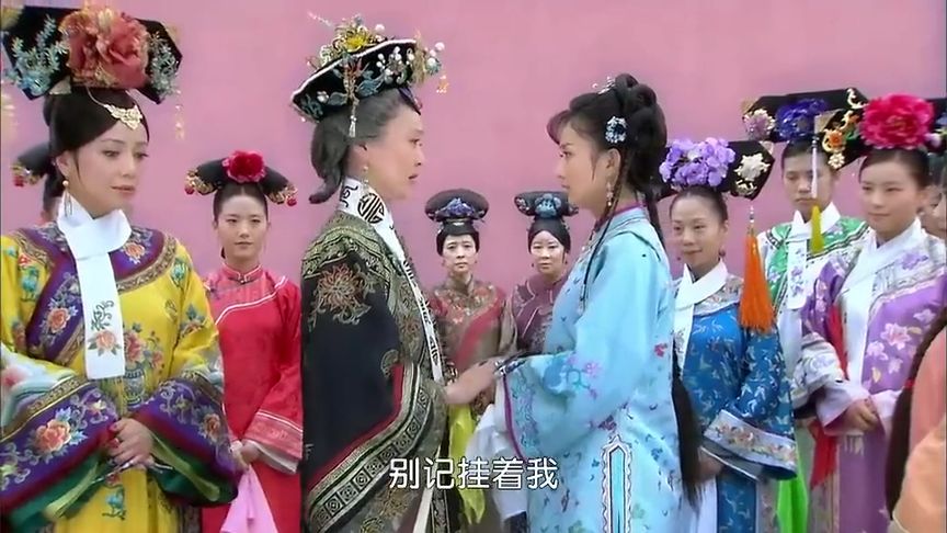 新还珠格格:皇上微服出巡,祖孙三代相聚其乐融融,这画面真好!