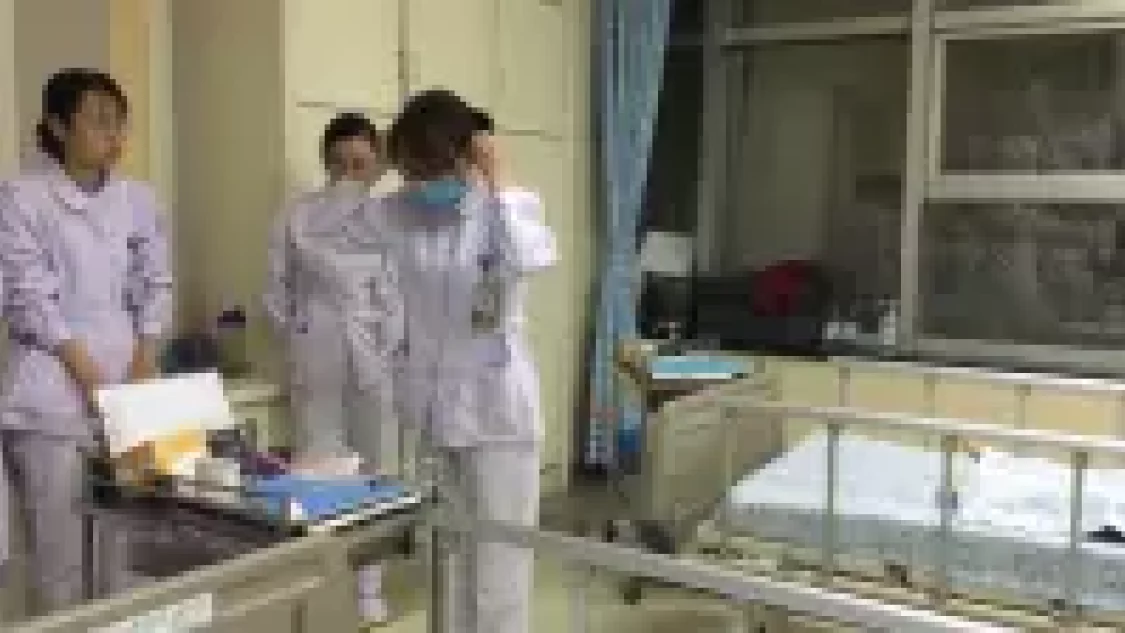 氧气雾化吸入操作视频