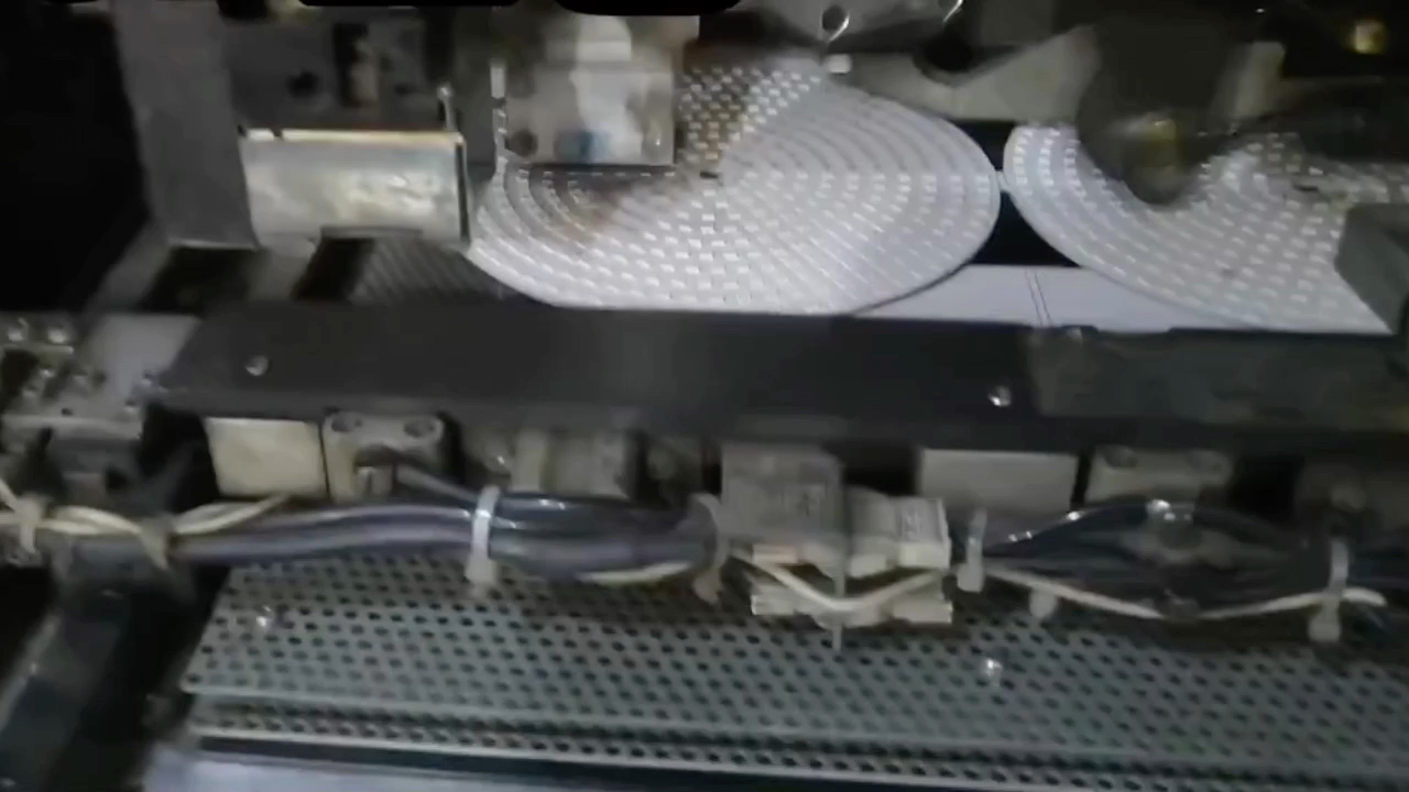 LED灯珠贴片加工生产