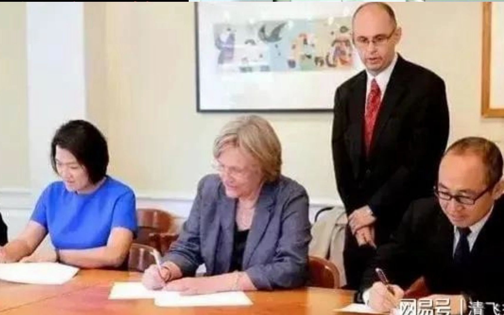 美国硅谷银行倒闭!有人网传潘石屹夫妇、美团、拼多多、红杉等老板...