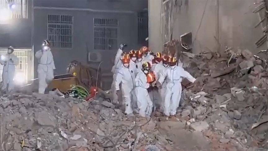 湖南长沙居民自建房倒塌事故:10人获救,53人遇难