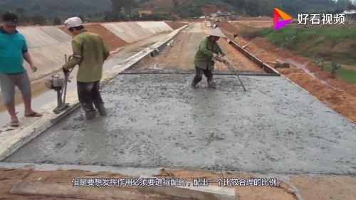 搅拌混凝土的石头、沙子、水泥和水的比例是多少?今天算长见识了