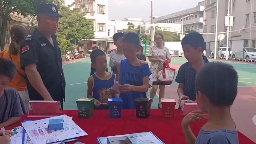 低碳生活“垃圾分类,从我做起”篇