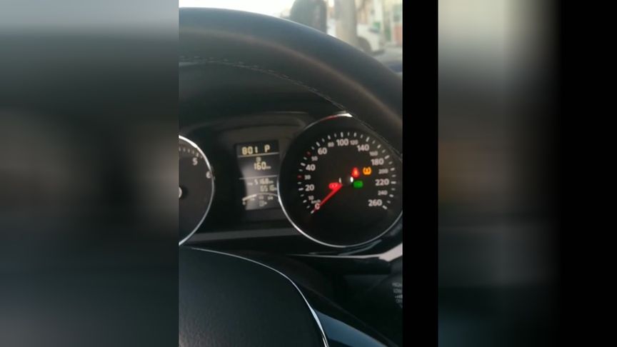 17秒教你如何消除大众速腾胎压灯