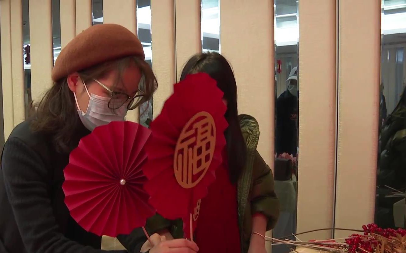 南庄妇联举办插花交流活动 营造“家” 氛围