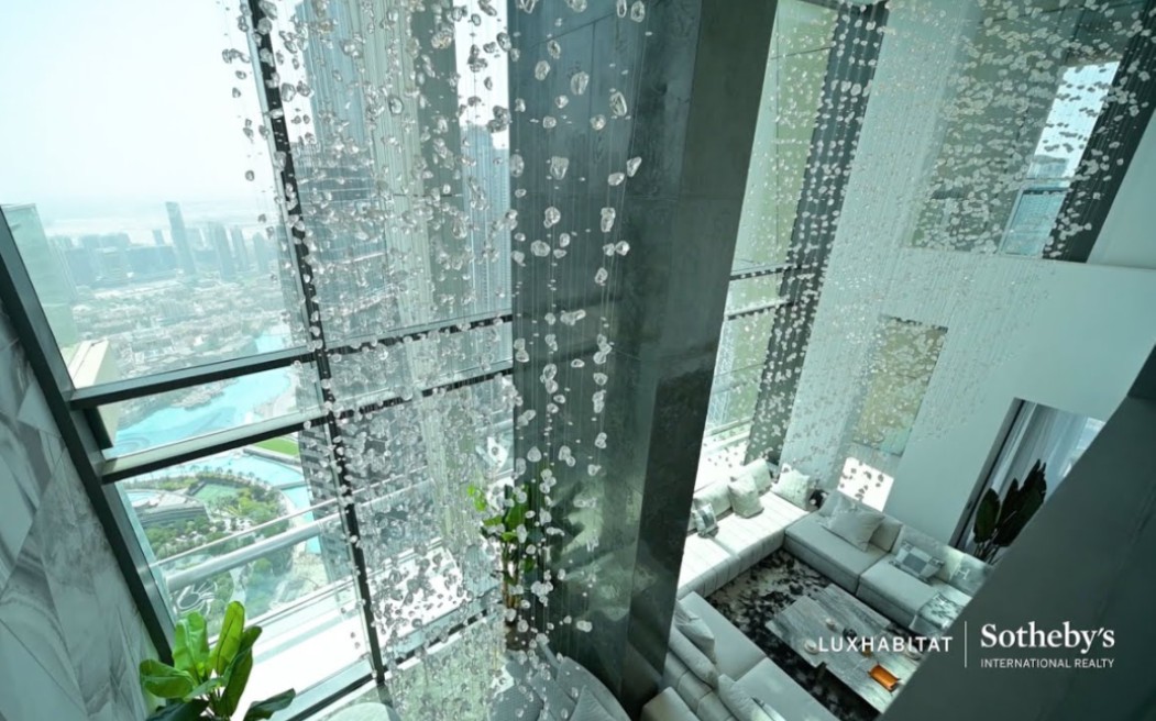 迪拜市中心优雅的三层顶层公寓(猜猜多少钱)