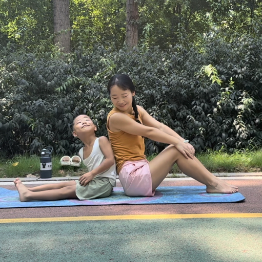 爱书的小皮 