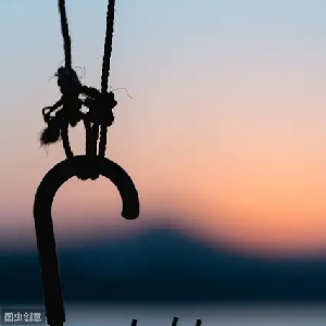 玩哈睡觉 