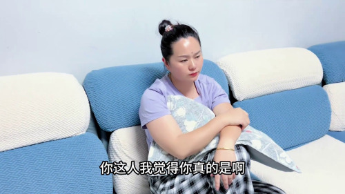 媳妇用信用卡,刷了一万多给侄子买了一台电脑,气的小伙大发雷霆