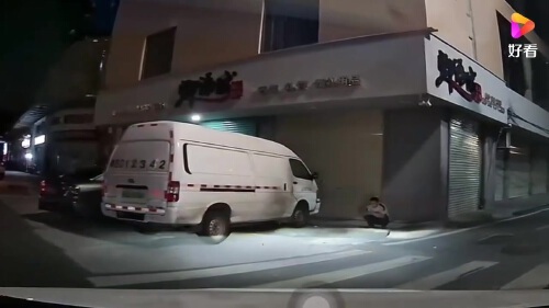 小伙子这个漂移过弯实属厉害