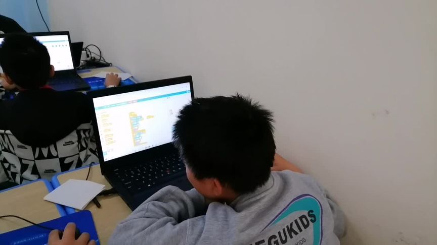 Scratch 图形化编程作为一门专门为孩子设计的编程课程