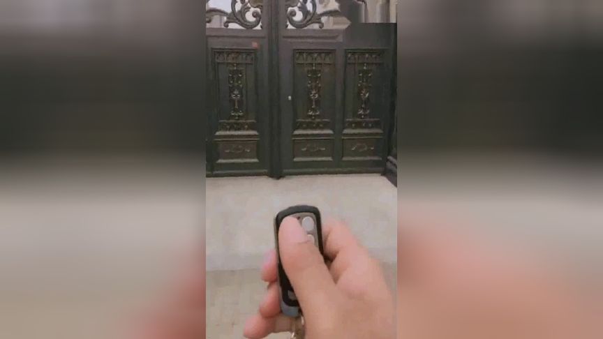 院子大门自动开门神器,主人回家进门更方便了
