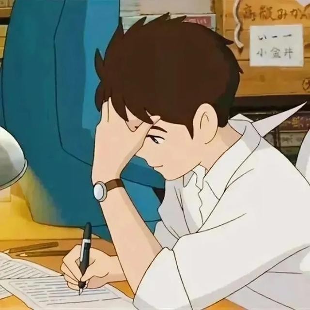 找材料的学长 