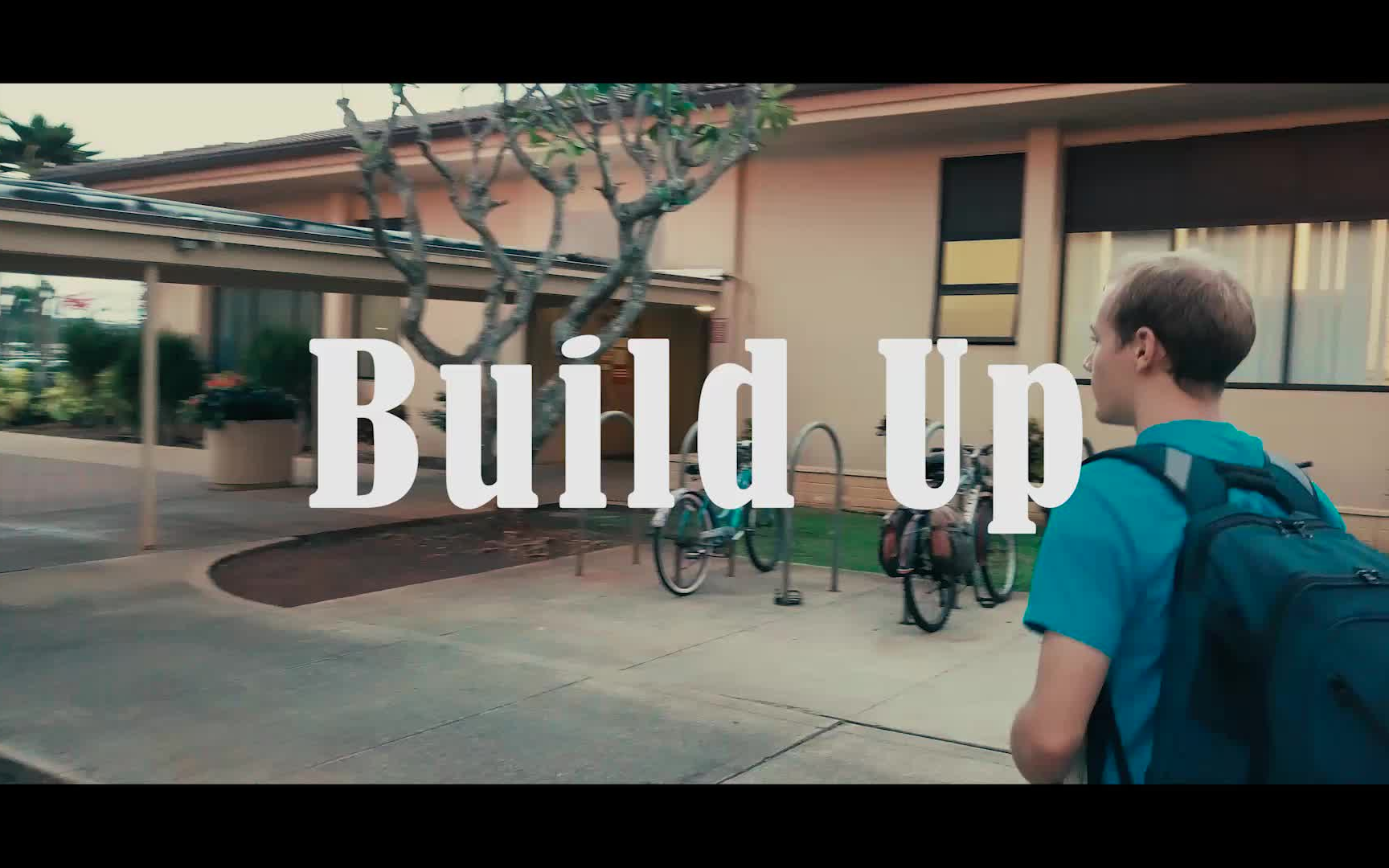 老板给我们两天让部门每人制作一个一分钟的视频来宣传学校