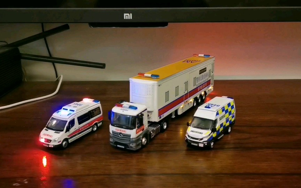 微影1/76警车模型系列改装案例