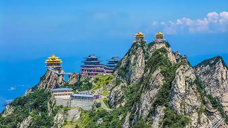 老君山景区向无票游客打有效期十年的欠条