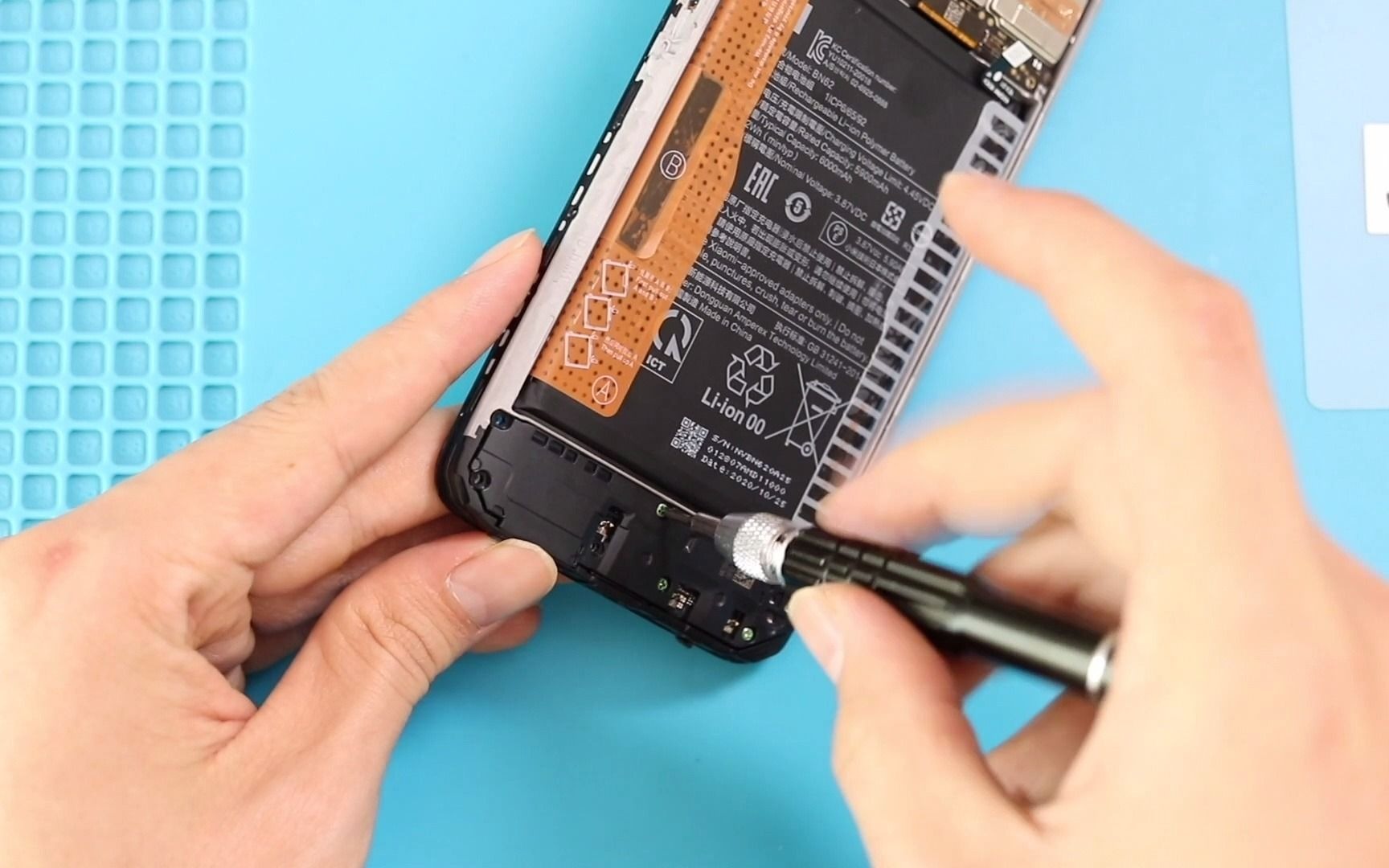 Redmi 红米 Note 9 4G版 尾插小板充电排线 更换教程 拆机步骤