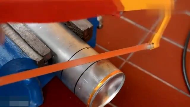 小伙自制咖啡研磨机,一台下来成本才几十块,简直太实用