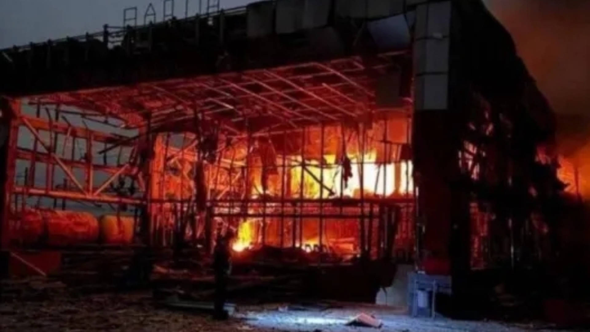 俄罗斯发动大规模袭击,“乌克兰全境面临导弹袭击威胁”