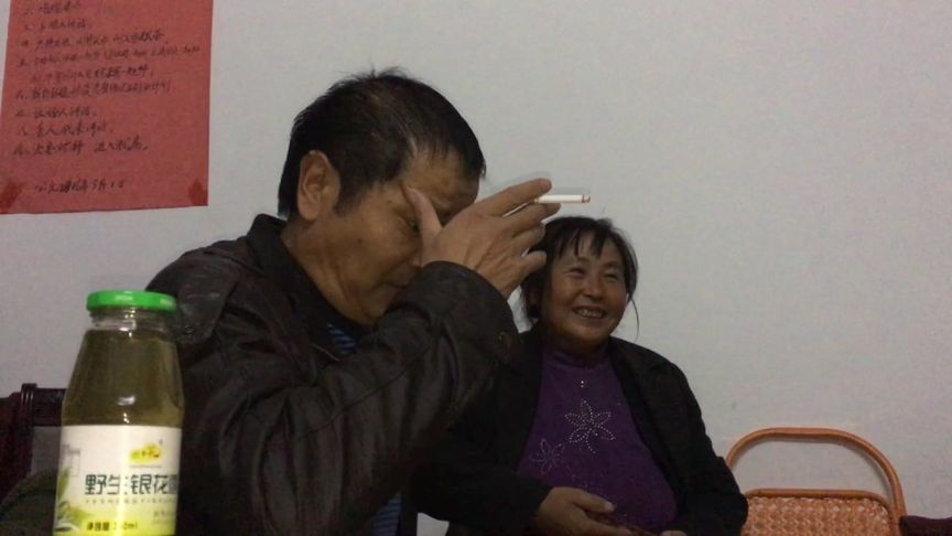 家庭会议剪影:特别的家庭会议记录,主讲老爸句句讲的是真理