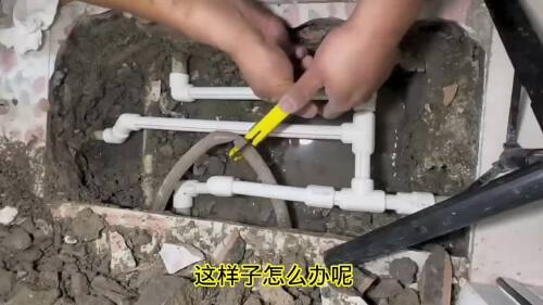 水管漏水藏猫腻!学会这一招,水表再也不空转,漏水问题彻底解决