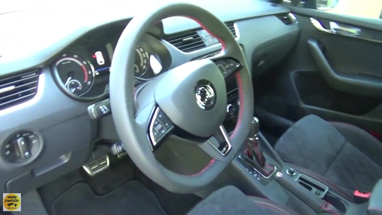 2020款斯柯达明锐Octavia RS,超大后备箱,外形拉风,适合家用!