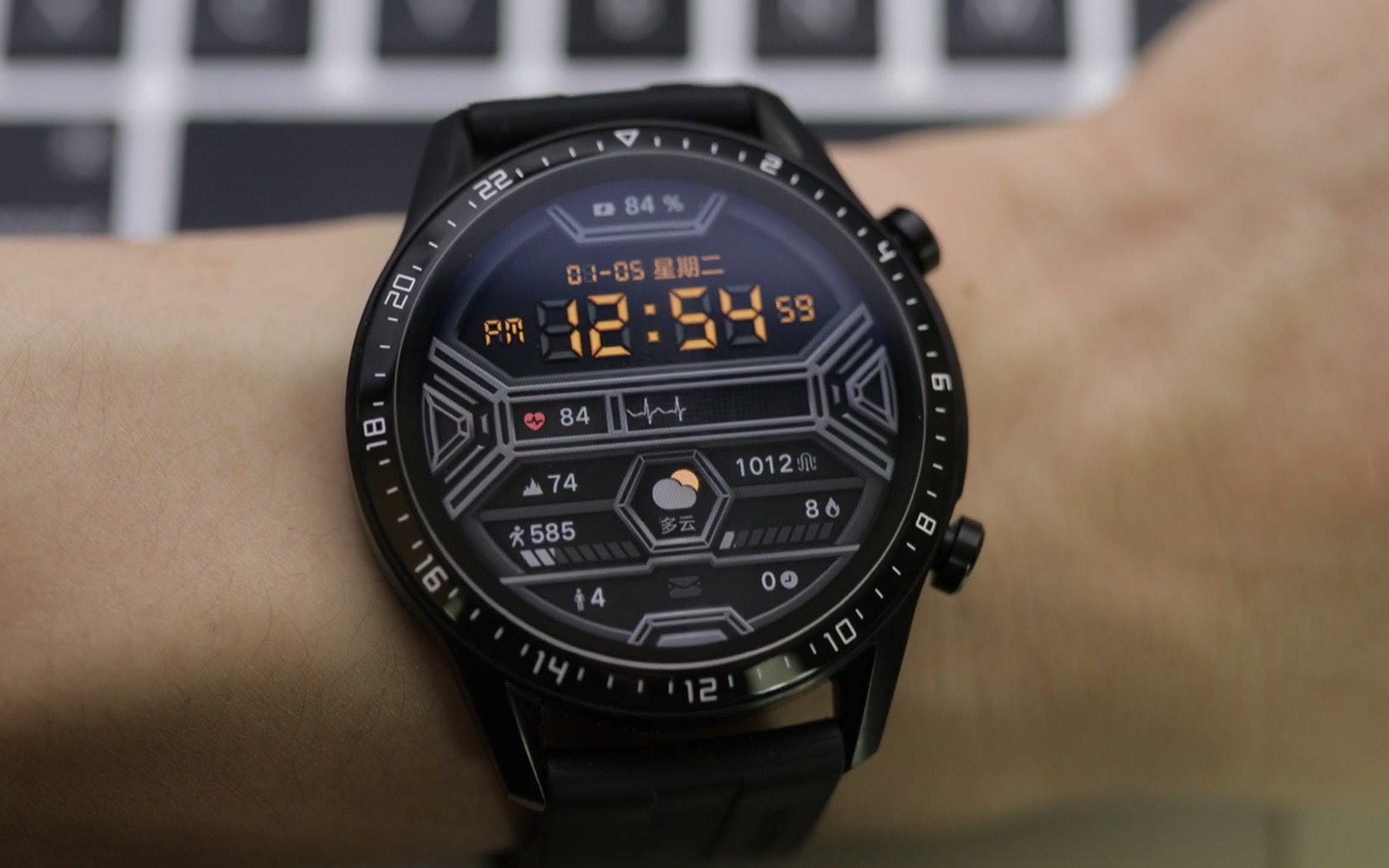 华为watchgt手表表盘《机械建模液晶》