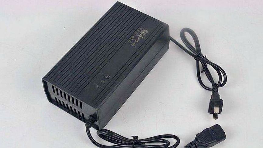 电动车每天充电好还是没电后充好?原来一直做错了,难怪电瓶常坏