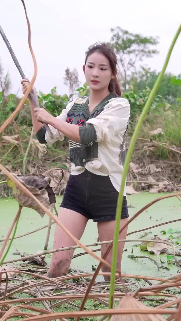 荷莲一身宝,秋藕最补人,古法自制藕粉,这才是纯藕粉的味道
