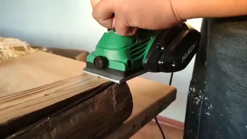 日立电刨手提电刨机多功能家用木工刨高壹电动工具刨光机