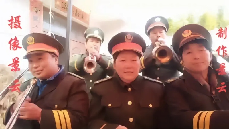 铜管乐器合奏《你莫走》