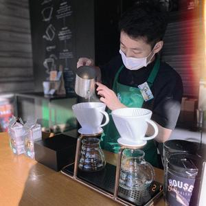 彼卡智