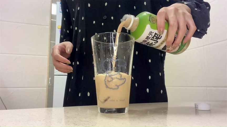 「元气森林乳茶+黑咖啡」好喝0负担的咖啡 日常生活volg