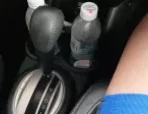 这才是自动挡长下坡的正确步骤，若还用D挡点刹，很容易车毁人亡
