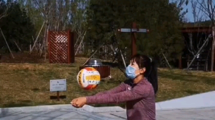 排球垫球练习方法2