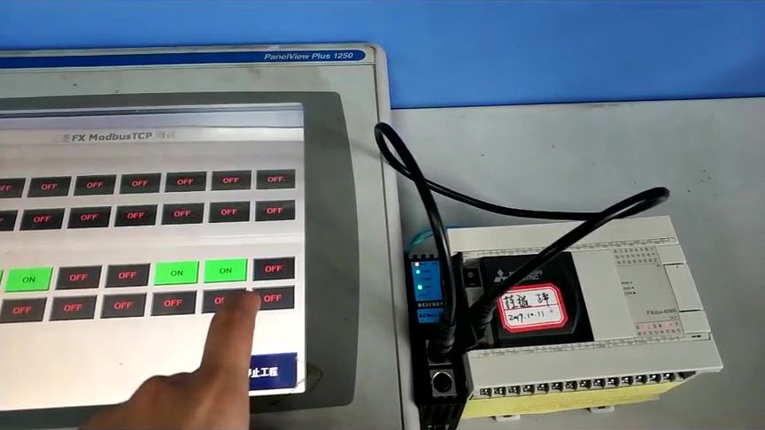 触摸屏使用kepserver opc,谁认识这蓝色的网关?