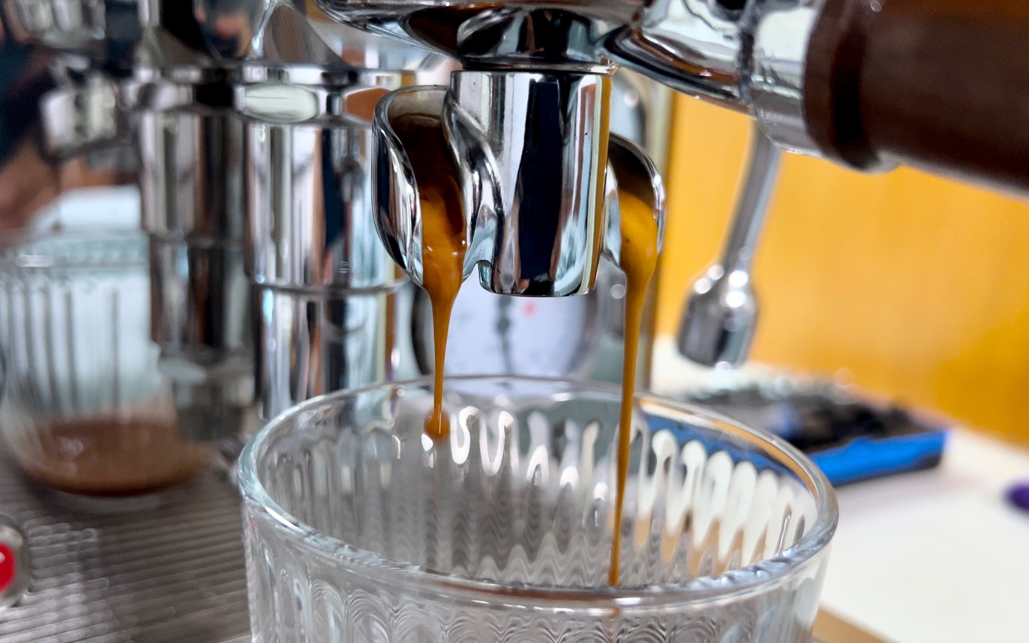 Lelit bianca咖啡机出水流量和萃取压力校准以及和火箭R58咖啡机对比...