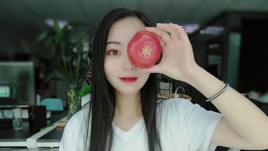 听说常吃西红柿可以变美变可爱噢~