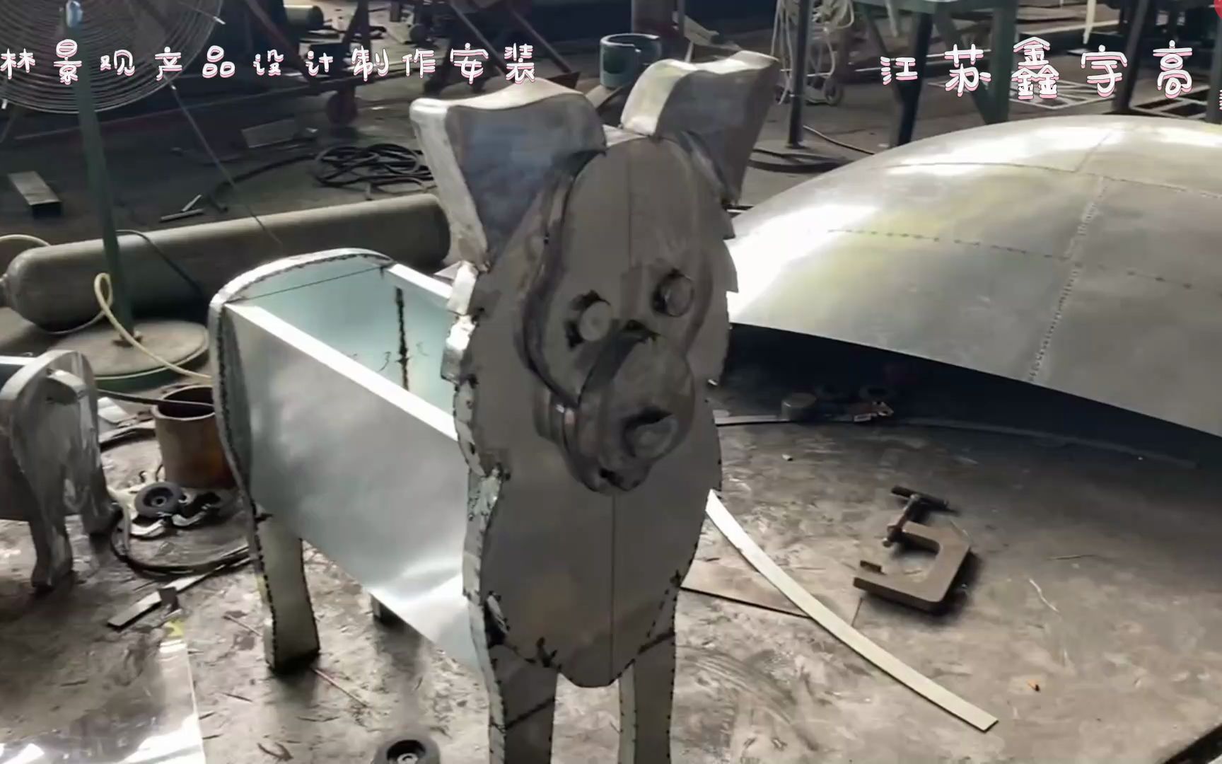 金属环卫垃圾桶制作过程 江苏鑫宇高科园林景观厂家