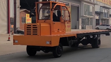 ...增压发动机,1080车桥,5米平板,在拉树来钢筋等方面有着不小的用途。