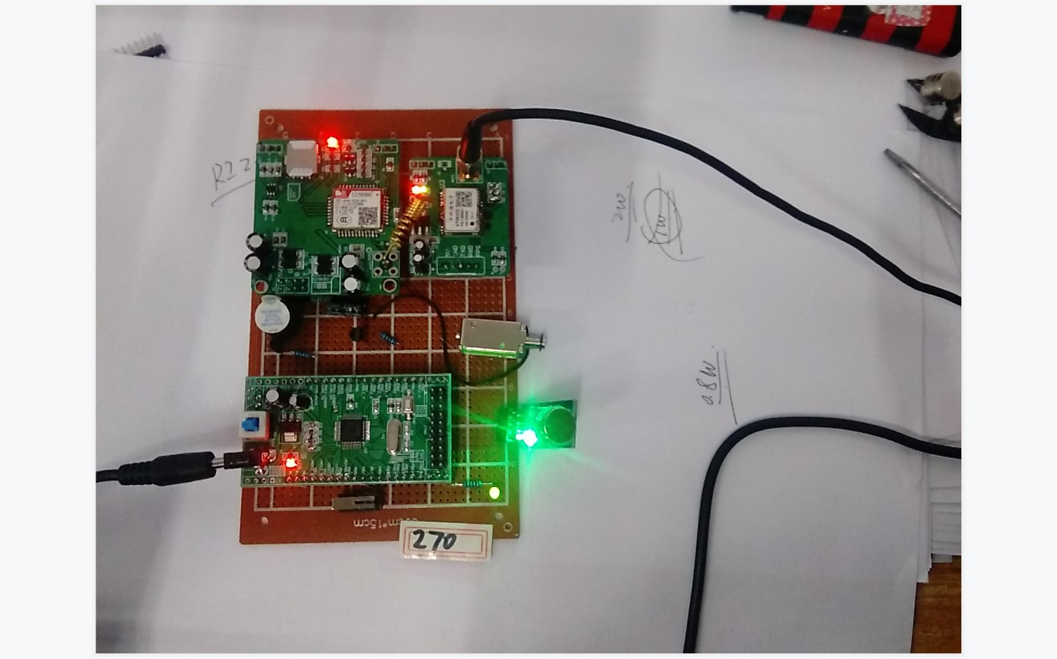基于STM32单片机的智能井盖设计远程异常短信上传手机设计-到位-...