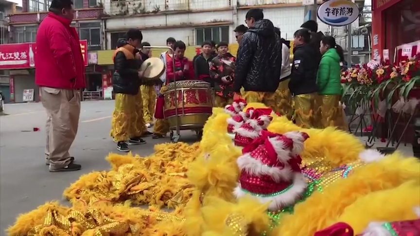 舞狮鼓乐:台山长龙国术馆打醒狮鼓表演