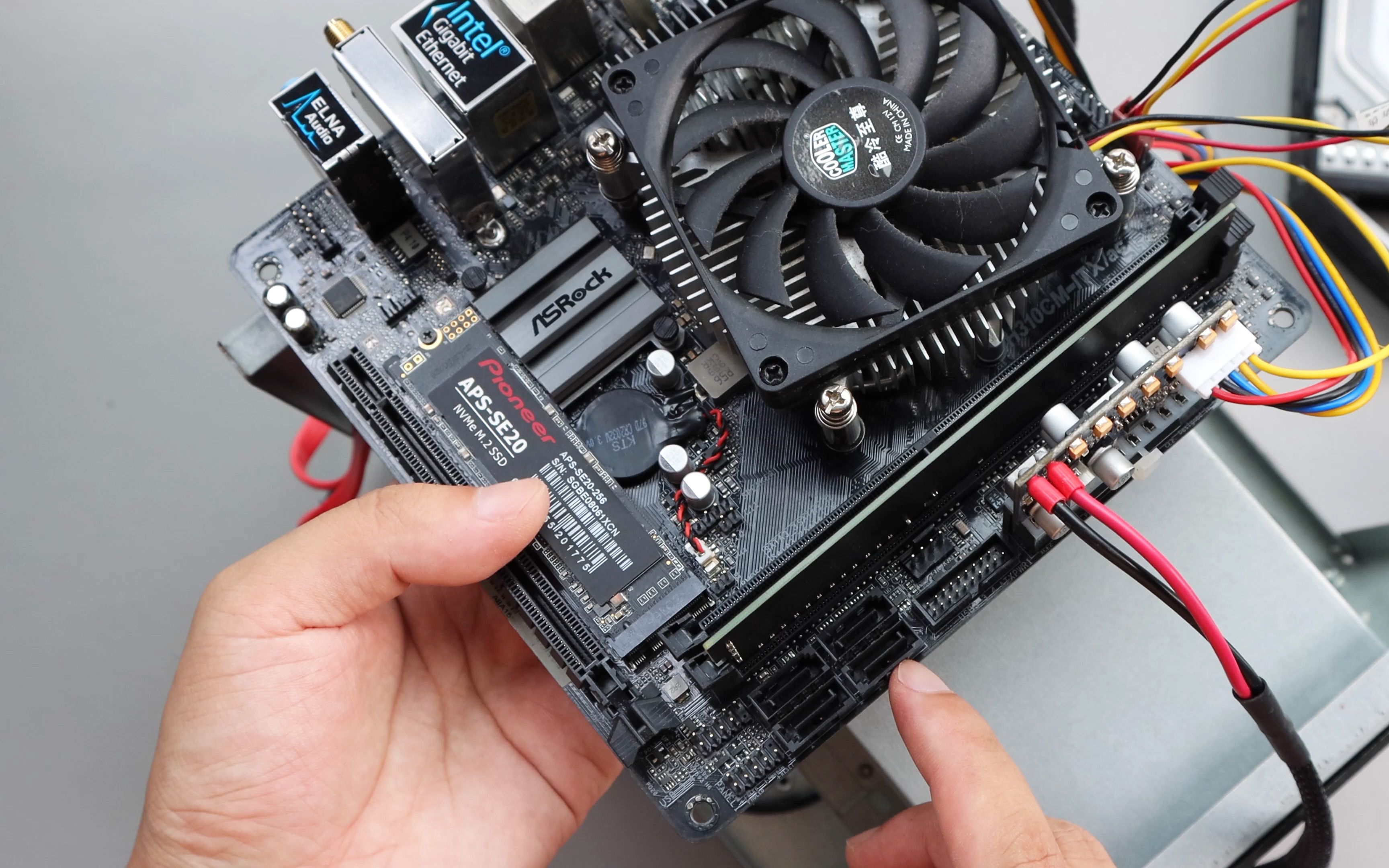 8代奔腾CPU + H310 ITX 升级软路由全能一体机AIO