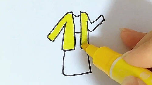 3601. 这个衣服画的好看吗?创意简笔画,儿童画