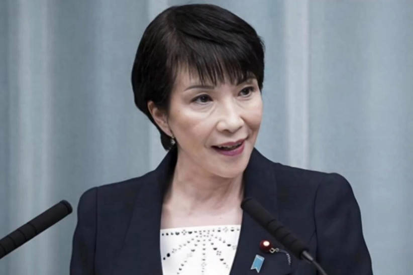 高市早苗对华开了第二枪,签字向菲律宾卖武器,我军开始巡海